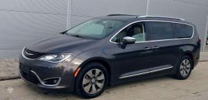 Pelēks Chrysler Pacifica 2018 Kretinga, ar dzinēja tilpumu 3.61 L un nobraukumu 186 tūkst. km par 16499 €, foto 5 vietnē AUTOMOTO.COM.LV