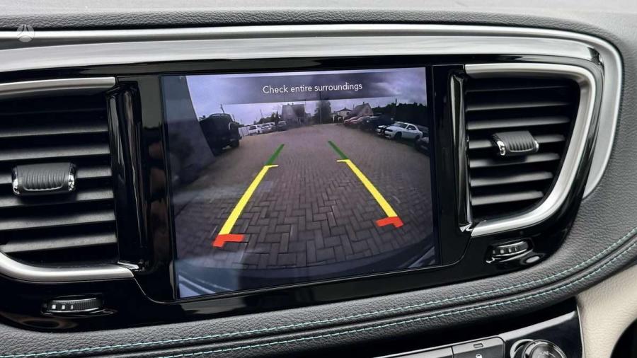 Pelēks Chrysler Pacifica 2018 Radviliškis, ar dzinēja tilpumu 3.60 L un nobraukumu 145 tūkst. km par 20500 €, foto 23 vietnē AUTOMOTO.COM.LV