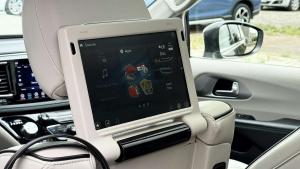 Pelēks Chrysler Pacifica 2018 Radviliškis, ar dzinēja tilpumu 3.60 L un nobraukumu 145 tūkst. km par 20500 €, foto 30 vietnē AUTOMOTO.COM.LV
