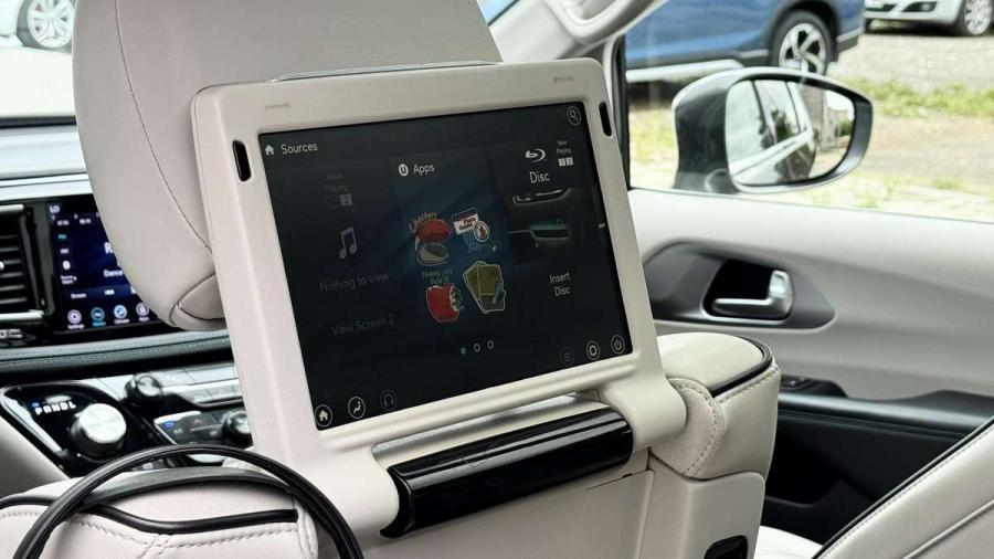 Pelēks Chrysler Pacifica 2018 Radviliškis, ar dzinēja tilpumu 3.60 L un nobraukumu 145 tūkst. km par 20500 €, foto 30 vietnē AUTOMOTO.COM.LV