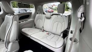 Pelēks Chrysler Pacifica 2018 Radviliškis, ar dzinēja tilpumu 3.60 L un nobraukumu 145 tūkst. km par 20500 €, foto 33 vietnē AUTOMOTO.COM.LV
