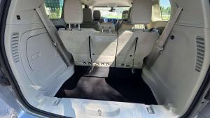 Grey Chrysler Pacifica 2018 in Kaunas, with an engine capacity of 3.61 L and mileage of 194 thousand km for 14000 €, photo 14 on AUTOMOTO.COM.LV