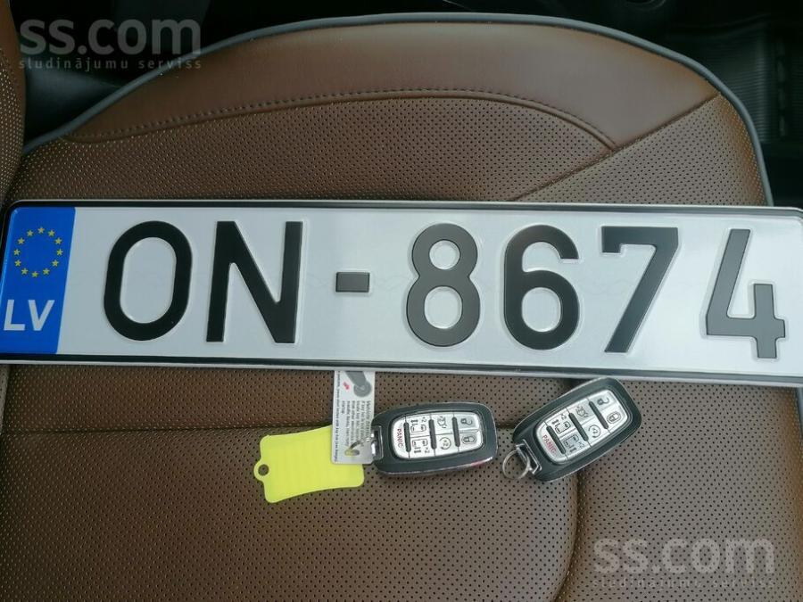 Grey Chrysler Pacifica 2019 in Valmiera, with an engine capacity of 3.60 L and mileage of 92 thousand km for 28450 €, photo 33 on AUTOMOTO.COM.LV