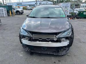 Pelēks Chrysler Pacifica 2019 Panevēža, ar dzinēja tilpumu 3.60 L un nobraukumu 134 tūkst. km par 11700 €, foto 5 vietnē AUTOMOTO.COM.LV