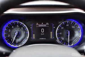 Grey Chrysler Pacifica 2019 in Kretinga, with an engine capacity of 3.60 L and mileage of 171 thousand km for 15500 €, photo 25 on AUTOMOTO.COM.LV