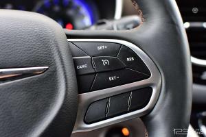 Grey Chrysler Pacifica 2019 in Kretinga, with an engine capacity of 3.60 L and mileage of 171 thousand km for 15500 €, photo 26 on AUTOMOTO.COM.LV