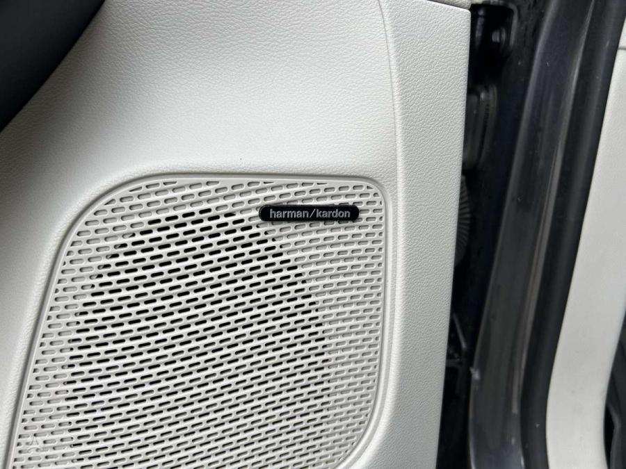 Pelēks Chrysler Pacifica 2019 Viļņa, ar dzinēja tilpumu 3.60 L un nobraukumu 211 tūkst. km par 17490 €, foto 14 vietnē AUTOMOTO.COM.LV