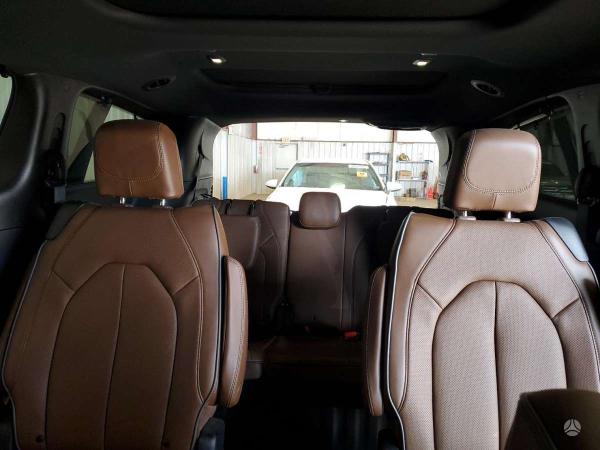 Pelēks Chrysler Pacifica 2020 Ukmergė, ar dzinēja tilpumu 3.61 L un nobraukumu 57 tūkst. km par 11990 €, foto 11 vietnē AUTOMOTO.COM.LV