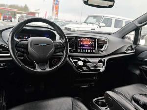 Pelēks Chrysler Pacifica 2020 Viļņa, ar dzinēja tilpumu 3.60 L un nobraukumu 102 tūkst. km par 27500 €, foto 9 vietnē AUTOMOTO.COM.LV