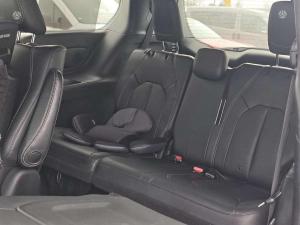 Pelēks Chrysler Pacifica 2020 Viļņa, ar dzinēja tilpumu 3.60 L un nobraukumu 102 tūkst. km par 27500 €, foto 15 vietnē AUTOMOTO.COM.LV