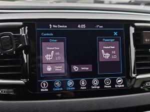 Pelēks Chrysler Pacifica 2020 Viļņa, ar dzinēja tilpumu 3.60 L un nobraukumu 102 tūkst. km par 27500 €, foto 16 vietnē AUTOMOTO.COM.LV