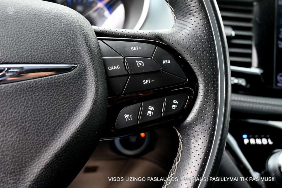 Pelēks Chrysler Pacifica 2020 Kretinga, ar dzinēja tilpumu 3.61 L un nobraukumu 84 tūkst. km par 24499 €, foto 41 vietnē AUTOMOTO.COM.LV