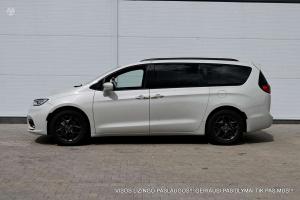 Grey Chrysler Pacifica 2020 in Kretinga, with an engine capacity of 3.61 L and mileage of 84 thousand km for 24499 €, photo 16 on AUTOMOTO.COM.LV