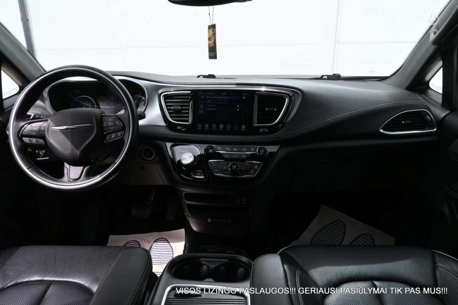 Grey Chrysler Pacifica 2020 in Kretinga, with an engine capacity of 3.61 L and mileage of 84 thousand km for 24499 €, photo 36 on AUTOMOTO.COM.LV