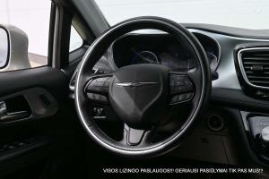 Grey Chrysler Pacifica 2020 in Kretinga, with an engine capacity of 3.61 L and mileage of 84 thousand km for 24499 €, photo 38 on AUTOMOTO.COM.LV