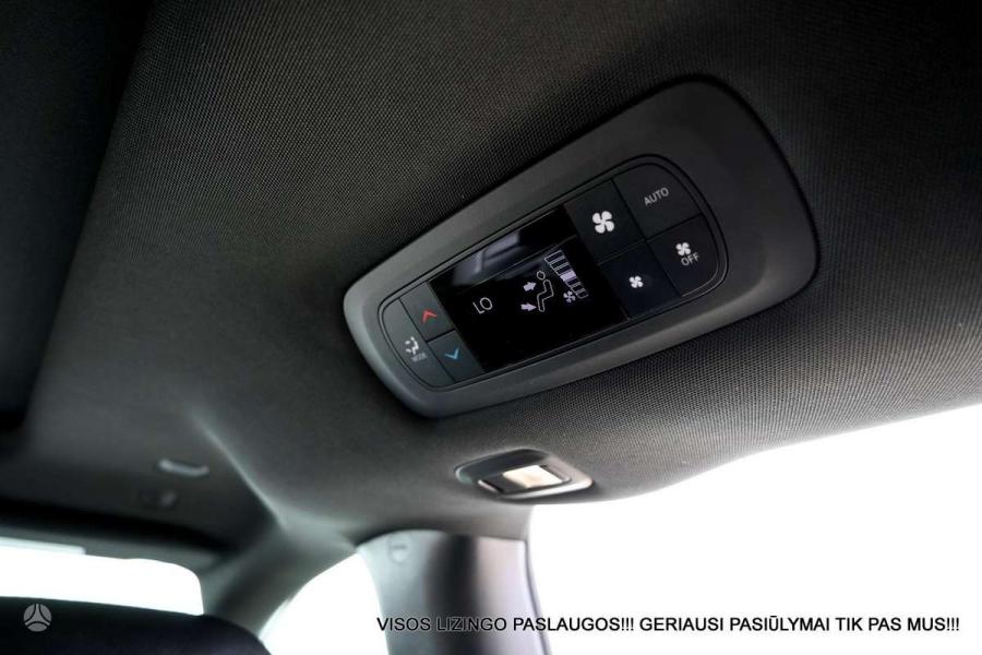 Grey Chrysler Pacifica 2020 in Kretinga, with an engine capacity of 3.61 L and mileage of 84 thousand km for 24499 €, photo 40 on AUTOMOTO.COM.LV