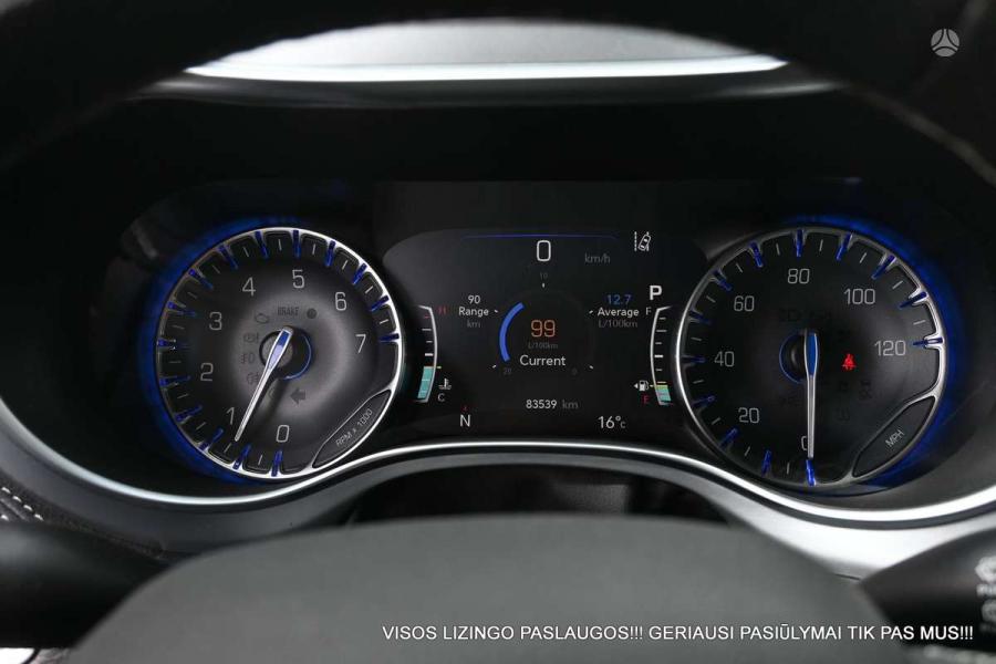 Grey Chrysler Pacifica 2020 in Kretinga, with an engine capacity of 3.61 L and mileage of 84 thousand km for 24499 €, photo 42 on AUTOMOTO.COM.LV