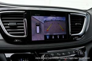 Grey Chrysler Pacifica 2020 in Kretinga, with an engine capacity of 3.61 L and mileage of 84 thousand km for 24499 €, photo 44 on AUTOMOTO.COM.LV