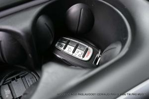 Grey Chrysler Pacifica 2020 in Kretinga, with an engine capacity of 3.61 L and mileage of 84 thousand km for 24499 €, photo 45 on AUTOMOTO.COM.LV
