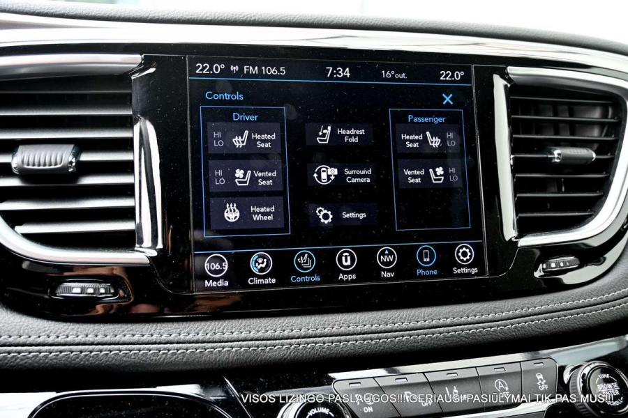 Grey Chrysler Pacifica 2020 in Kretinga, with an engine capacity of 3.61 L and mileage of 84 thousand km for 24499 €, photo 46 on AUTOMOTO.COM.LV