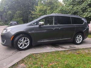 Grey Chrysler Pacifica 2020 in Klaipeda, with an engine capacity of 3.60 L and mileage of 140 thousand km for 16500 €, photo 5 on AUTOMOTO.COM.LV