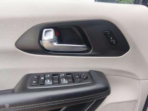Grey Chrysler Pacifica 2020 in Klaipeda, with an engine capacity of 3.60 L and mileage of 140 thousand km for 16500 €, photo 13 on AUTOMOTO.COM.LV