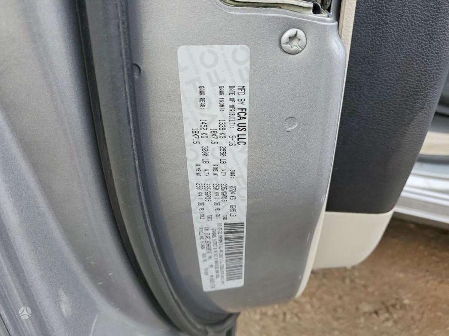 Pelēks Chrysler Pacifica 2020 Telšiai, ar dzinēja tilpumu 3.61 L un nobraukumu 200 tūkst. km par 6800 €, foto 18 vietnē AUTOMOTO.COM.LV