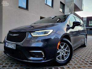 Pelēks Chrysler Pacifica 2021 Viļņa, ar dzinēja tilpumu 3.60 L un nobraukumu 161 tūkst. km par 19500 €, foto 3 vietnē AUTOMOTO.COM.LV