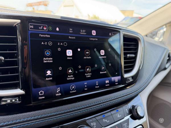 Pelēks Chrysler Pacifica 2021 Šauļi, ar dzinēja tilpumu 3.61 L un nobraukumu 138 tūkst. km par 15500 €, foto 9 vietnē AUTOMOTO.COM.LV