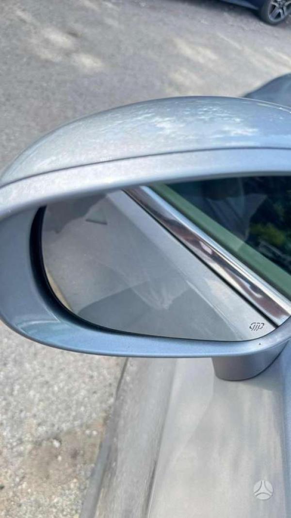 Pelēks Chrysler Pacifica 2021 Ukmergė, ar dzinēja tilpumu 3.61 L un nobraukumu 146 tūkst. km par 12999 €, foto 10 vietnē AUTOMOTO.COM.LV