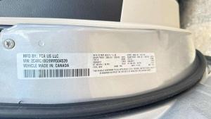 Pelēks Chrysler Pacifica 2021 Ukmergė, ar dzinēja tilpumu 3.61 L un nobraukumu 146 tūkst. km par 12999 €, foto 21 vietnē AUTOMOTO.COM.LV