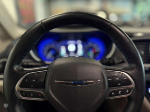 Pelēks Chrysler Pacifica 2021 Klaipėda, ar dzinēja tilpumu 3.61 L un nobraukumu 129 tūkst. km par 22500 €, foto 26 vietnē AUTOMOTO.COM.LV