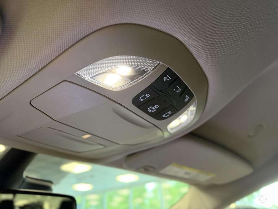 Pelēks Chrysler Pacifica 2021 Klaipėda, ar dzinēja tilpumu 3.61 L un nobraukumu 129 tūkst. km par 22500 €, foto 29 vietnē AUTOMOTO.COM.LV