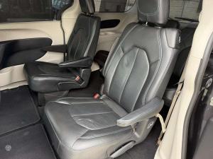 Pelēks Chrysler Pacifica 2021 Šauļi, ar dzinēja tilpumu 3.61 L un nobraukumu 140 tūkst. km par 11900 €, foto 16 vietnē AUTOMOTO.COM.LV