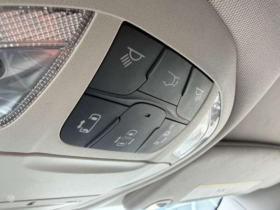 Pelēks Chrysler Pacifica 2021 Šauļi, ar dzinēja tilpumu 3.61 L un nobraukumu 140 tūkst. km par 11900 €, foto 21 vietnē AUTOMOTO.COM.LV