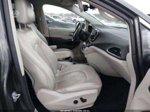Pelēks Chrysler Pacifica 2021 Klaipėda, ar dzinēja tilpumu 3.61 L un nobraukumu 171 tūkst. km par 14300 €, foto 6 vietnē AUTOMOTO.COM.LV