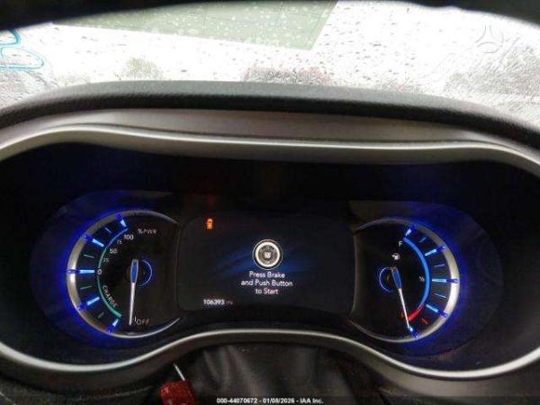 Pelēks Chrysler Pacifica 2021 Klaipėda, ar dzinēja tilpumu 3.61 L un nobraukumu 171 tūkst. km par 14300 €, foto 7 vietnē AUTOMOTO.COM.LV