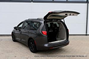 Grey Chrysler Pacifica 2021 in Kretinga, with an engine capacity of 3.60 L and mileage of 220 thousand km for 17450 €, photo 14 on AUTOMOTO.COM.LV