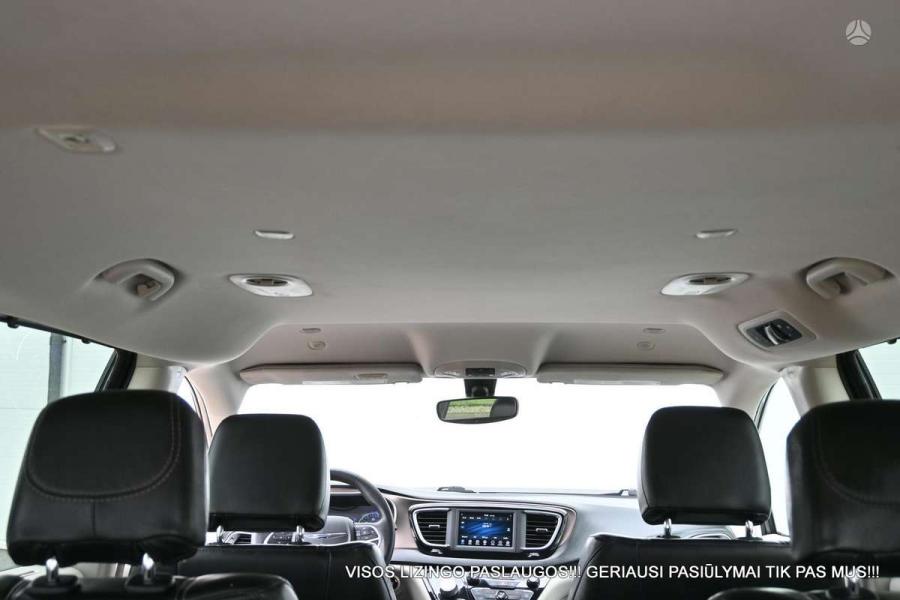 Grey Chrysler Pacifica 2021 in Kretinga, with an engine capacity of 3.60 L and mileage of 220 thousand km for 17450 €, photo 20 on AUTOMOTO.COM.LV