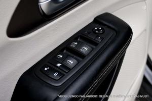 Grey Chrysler Pacifica 2021 in Kretinga, with an engine capacity of 3.60 L and mileage of 220 thousand km for 17450 €, photo 25 on AUTOMOTO.COM.LV