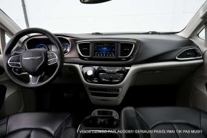 Grey Chrysler Pacifica 2021 in Kretinga, with an engine capacity of 3.60 L and mileage of 220 thousand km for 17450 €, photo 33 on AUTOMOTO.COM.LV