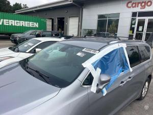 Pelēks Chrysler Pacifica 2021 Ukmergė, ar dzinēja tilpumu 3.61 L un nobraukumu 158 tūkst. km par 9999 €, foto 6 vietnē AUTOMOTO.COM.LV