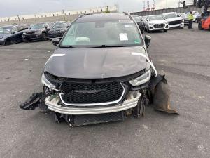 Pelēks Chrysler Pacifica 2021 Ukmergė, ar dzinēja tilpumu 3.61 L un nobraukumu 171 tūkst. km par 8199 €, foto 6 vietnē AUTOMOTO.COM.LV