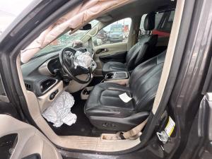 Pelēks Chrysler Pacifica 2021 Ukmergė, ar dzinēja tilpumu 3.61 L un nobraukumu 171 tūkst. km par 8199 €, foto 12 vietnē AUTOMOTO.COM.LV