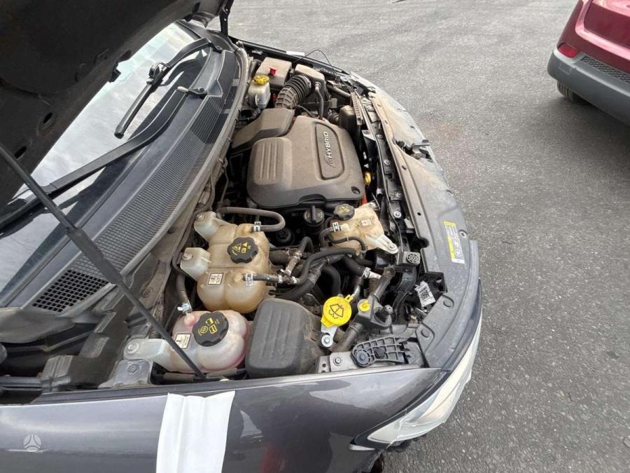 Pelēks Chrysler Pacifica 2021 Ukmergė, ar dzinēja tilpumu 3.61 L un nobraukumu 171 tūkst. km par 8199 €, foto 19 vietnē AUTOMOTO.COM.LV