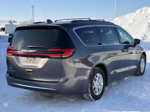 Pelēks Chrysler Pacifica 2022 Šauļi, ar dzinēja tilpumu 3.61 L un nobraukumu 159 tūkst. km par 13400 €, foto 6 vietnē AUTOMOTO.COM.LV