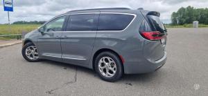 Pelēks Chrysler Pacifica 2022 Klaipėda, ar dzinēja tilpumu 3.60 L un nobraukumu 65 tūkst. km par 27350 €, foto 13 vietnē AUTOMOTO.COM.LV