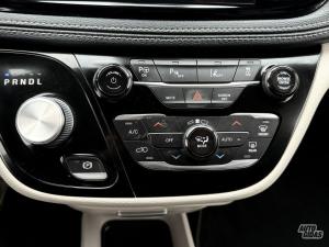 Grey Chrysler Pacifica 2022 in Kretinga, with an engine capacity of 3.60 L and mileage of 50 thousand km for 24999 €, photo 27 on AUTOMOTO.COM.LV