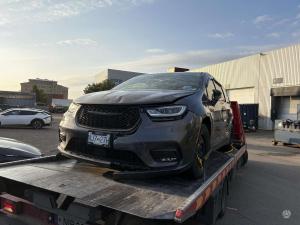 Pelēks Chrysler Pacifica 2022 Kauņa, ar dzinēja tilpumu 3.60 L un nobraukumu 80 tūkst. km par 13900 €, foto 7 vietnē AUTOMOTO.COM.LV
