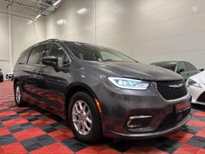 Pelēks Chrysler Pacifica 2022 Viļņa, ar dzinēja tilpumu 3.60 L un nobraukumu 115 tūkst. km par 29900 €, foto 4 vietnē AUTOMOTO.COM.LV